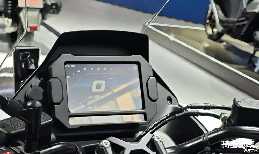 预估售价4万左右，光阳X350、本田ADV350、三阳剑齿虎将陆续上市_车家号_发现车生活_汽车之家
