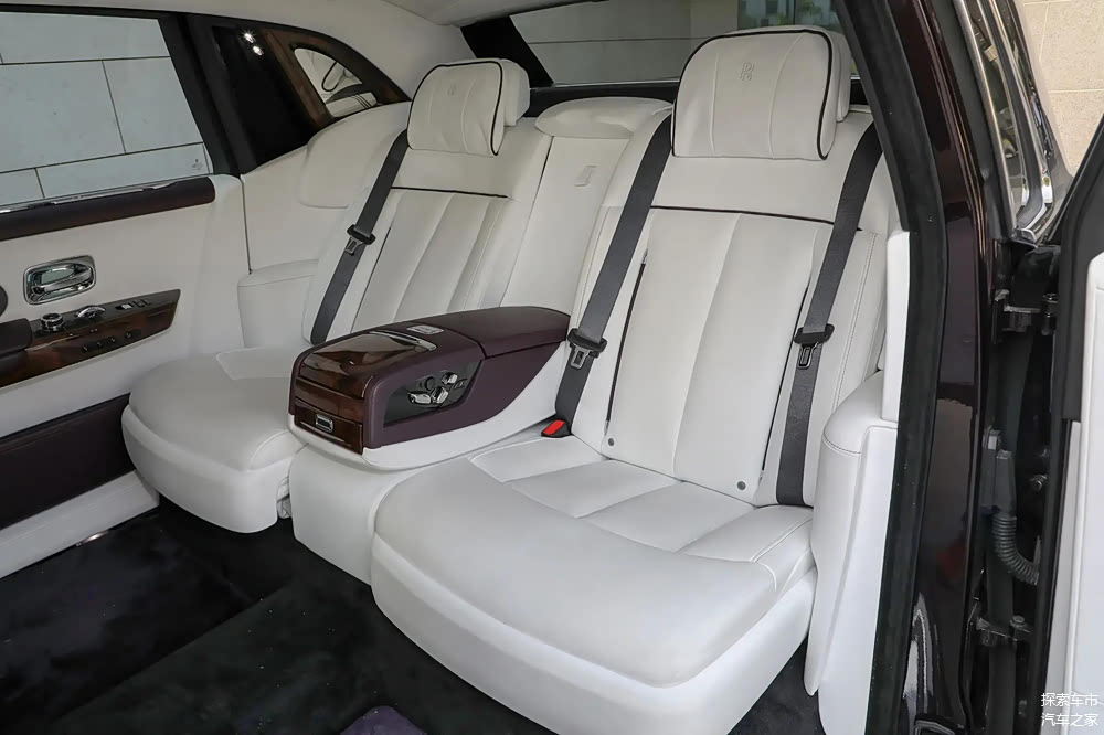 到店体验享界S9：细节提升明显，后排比问界M9豪华，45万起值吗？_车家号_发现车生活_汽车之家