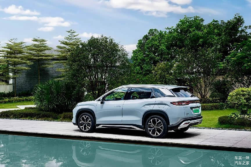 底盘动力协同升级，13.58万起售的宋L DM-i，有多值得买？_车家号_发现车生活_汽车之家