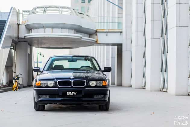 【文章】集多项“全球首创”于一身 体验经典老车E38宝马7系_车家号_汽车之家