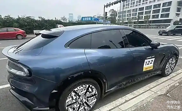 【文章】小米YU7：轴距长达3000mm，腿部空间与D级车相媲美_车家号_汽车之家