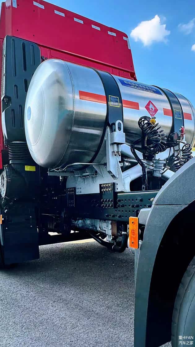 【文章】一次算清楚：买LNG天然气重卡到底划算不？_车家号_汽车之家