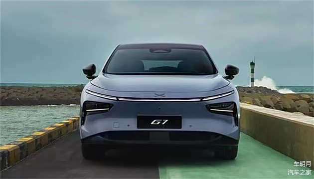 【文章】小鹏G7实车曝光！预计售价25万左右，直面竞争特斯拉焕新Model Y_车家号_汽车之家