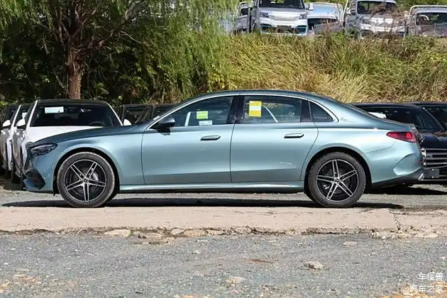 【文章】选立标还是大标？2025款奔驰E级上市，搭2.0T动力，竞争A6L&5系！_车家号_汽车之家