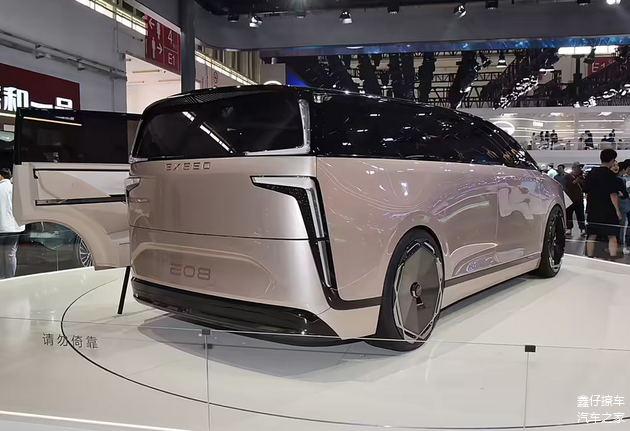 【文章】2025年即将上市的重磅MPV车型盘点：从理想MEGA到国产奔驰EQV_车家号_汽车之家