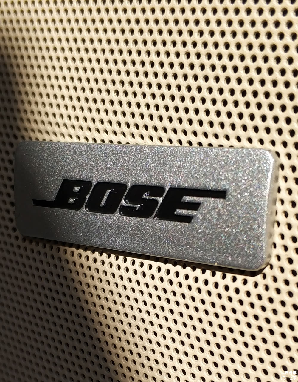 19喇叭VS 34喇叭 沃尔沃B&W和凯迪拉克BOSE音响对比 结果出人意料_车家号_发现车生活_汽车之家